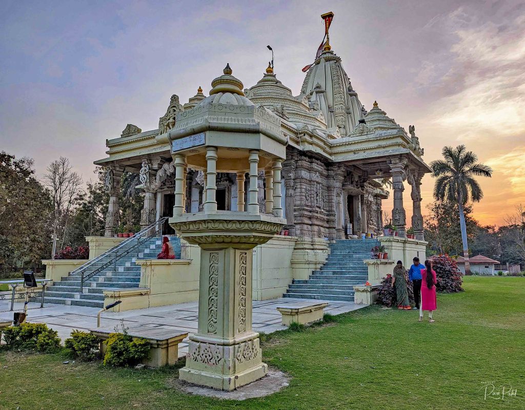 Sunset at the Temple - Photos by Ravi