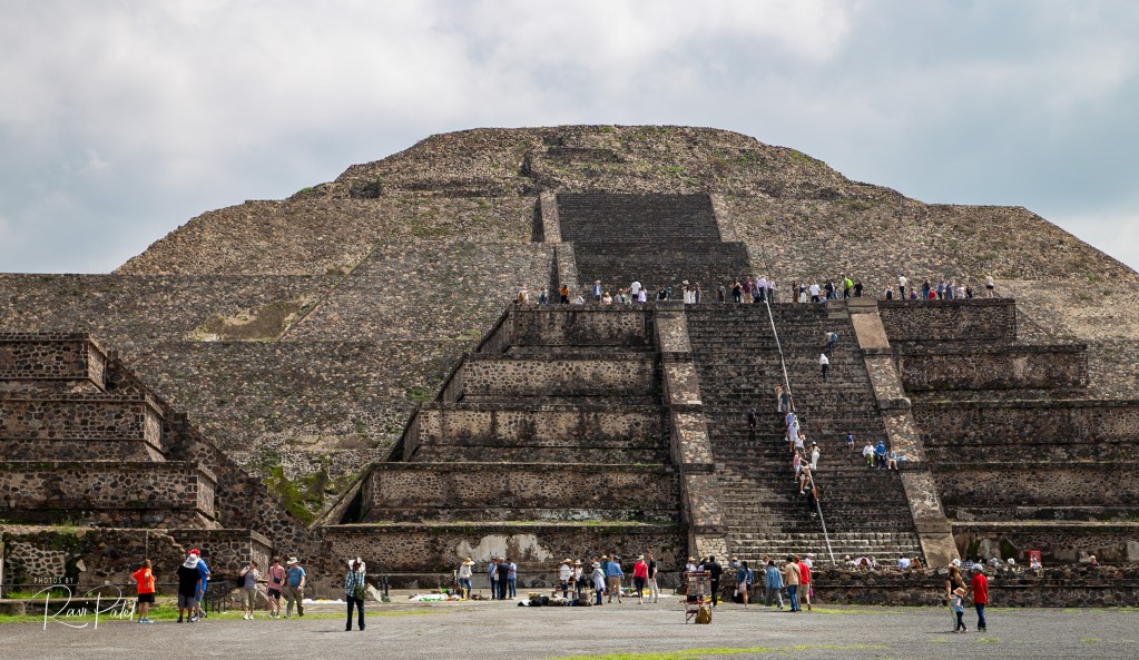 Well-designed Stairs at the Pyramid - Photos by Ravi